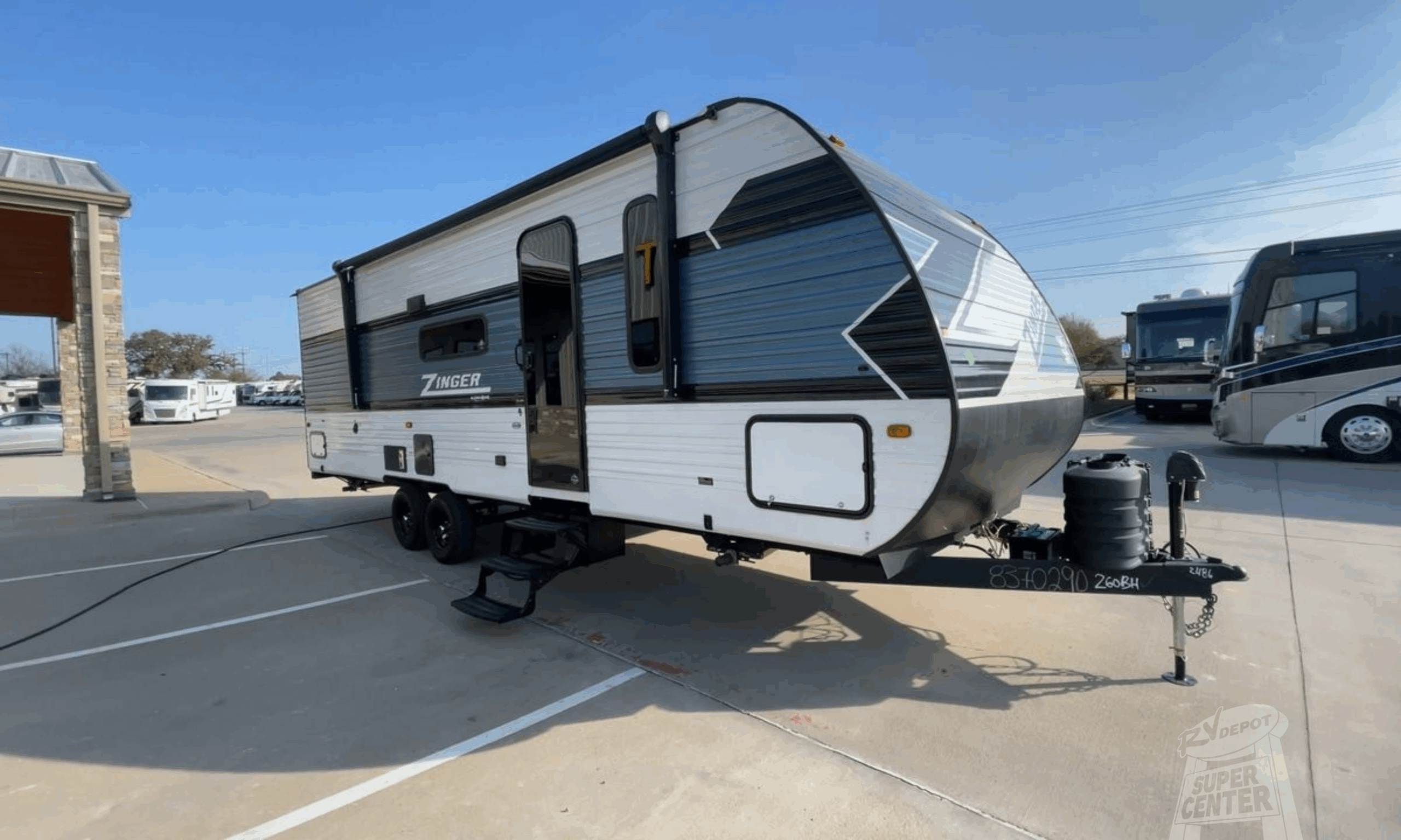 2025 Crossroads Zinger 260BH: 7 Reasons Families Choose It